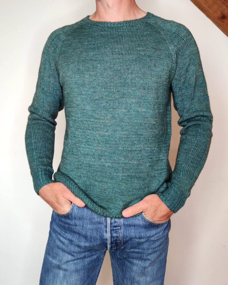 > Pull pour Homme So Basic Sweater, un modèle facile en Top-Down